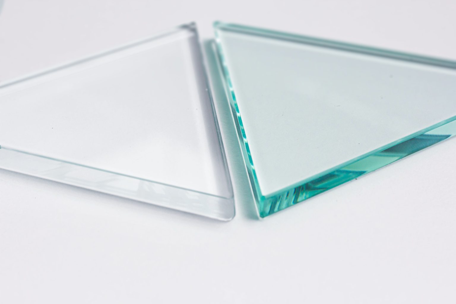 Clarity in Conservation-grade framing: The evolution of UV-protective ...